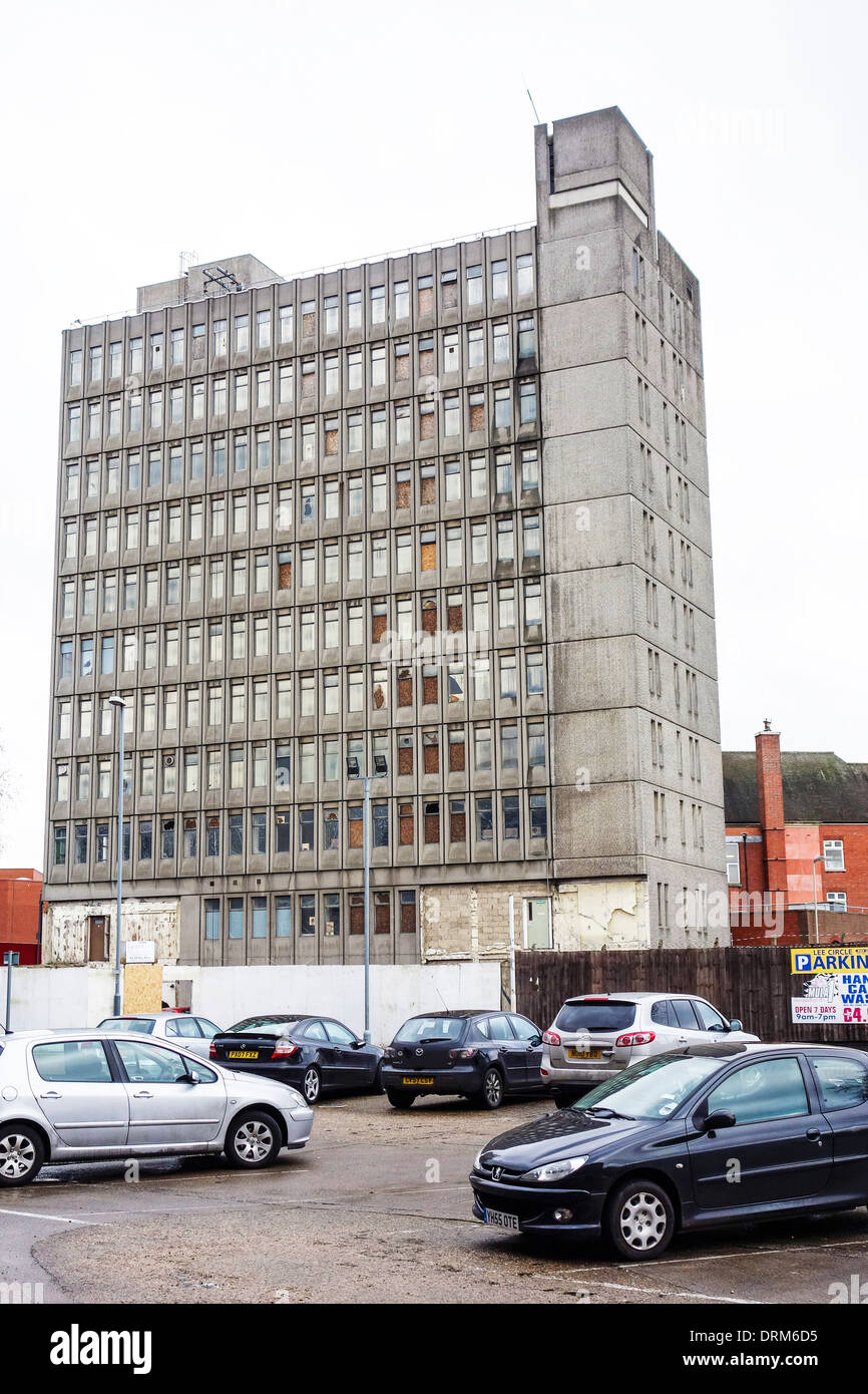 Disused building hi-res stock photography and images - Alamy