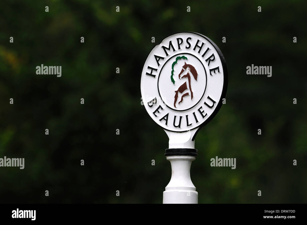 Hampshire road sign hi-res stock photography and images - Alamy