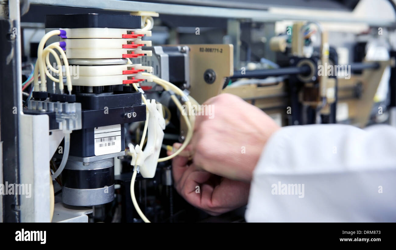 Repairer hi-res stock photography and images - Alamy