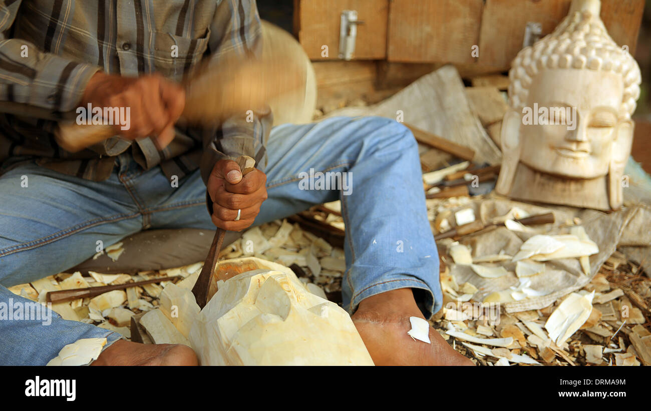 Local artist making sculpture Stock Photo - Alamy
