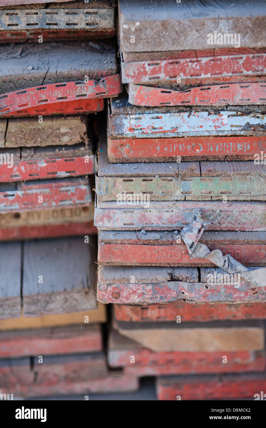 A pile of scaffolding boards Stock Photo - Alamy