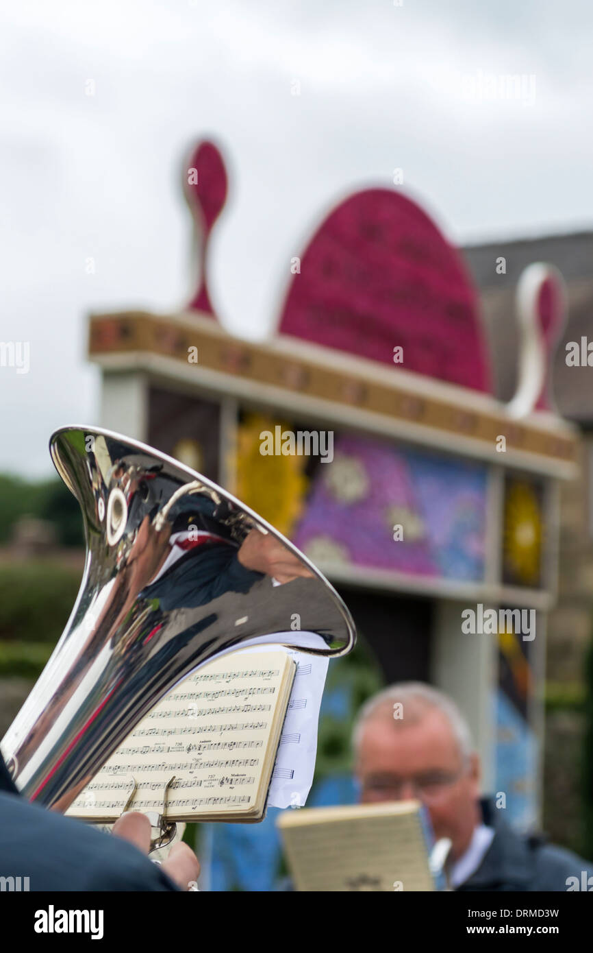 Well dressing eyam hi-res stock photography and images - Alamy
