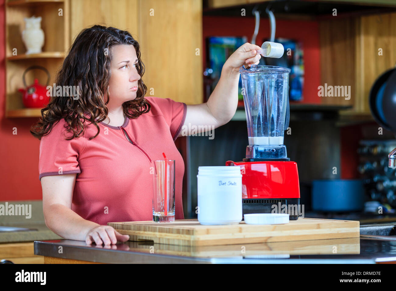 Woman holding healthy shake hi-res stock photography and images - Alamy