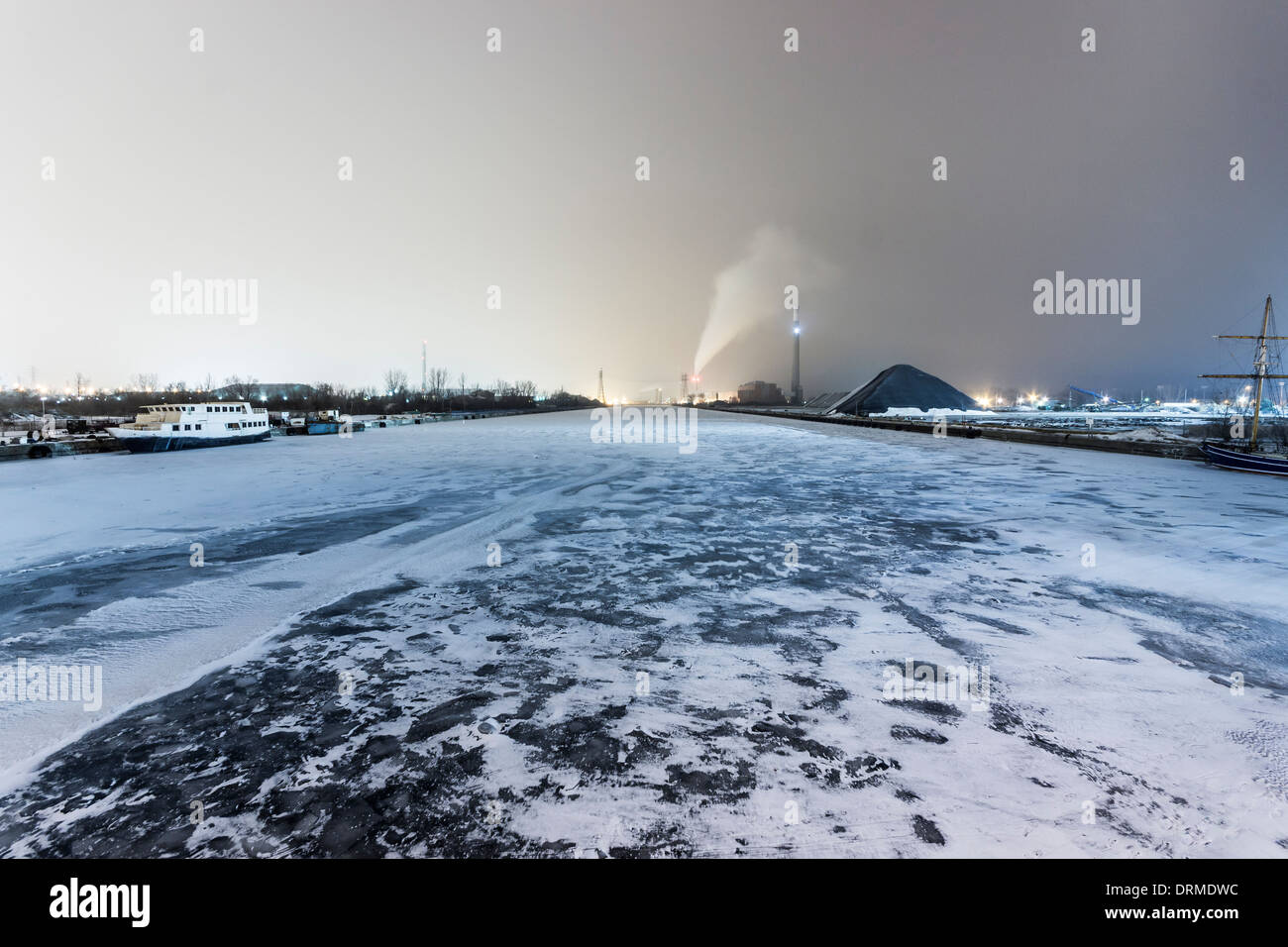 Toronto port lands hi-res stock photography and images - Alamy