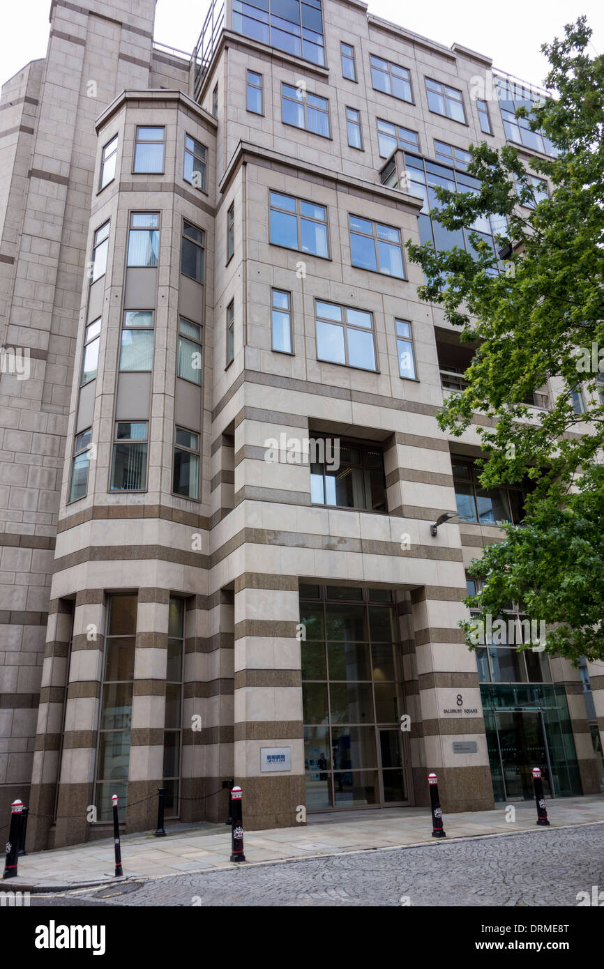 Salisbury square hi-res stock photography and images - Alamy