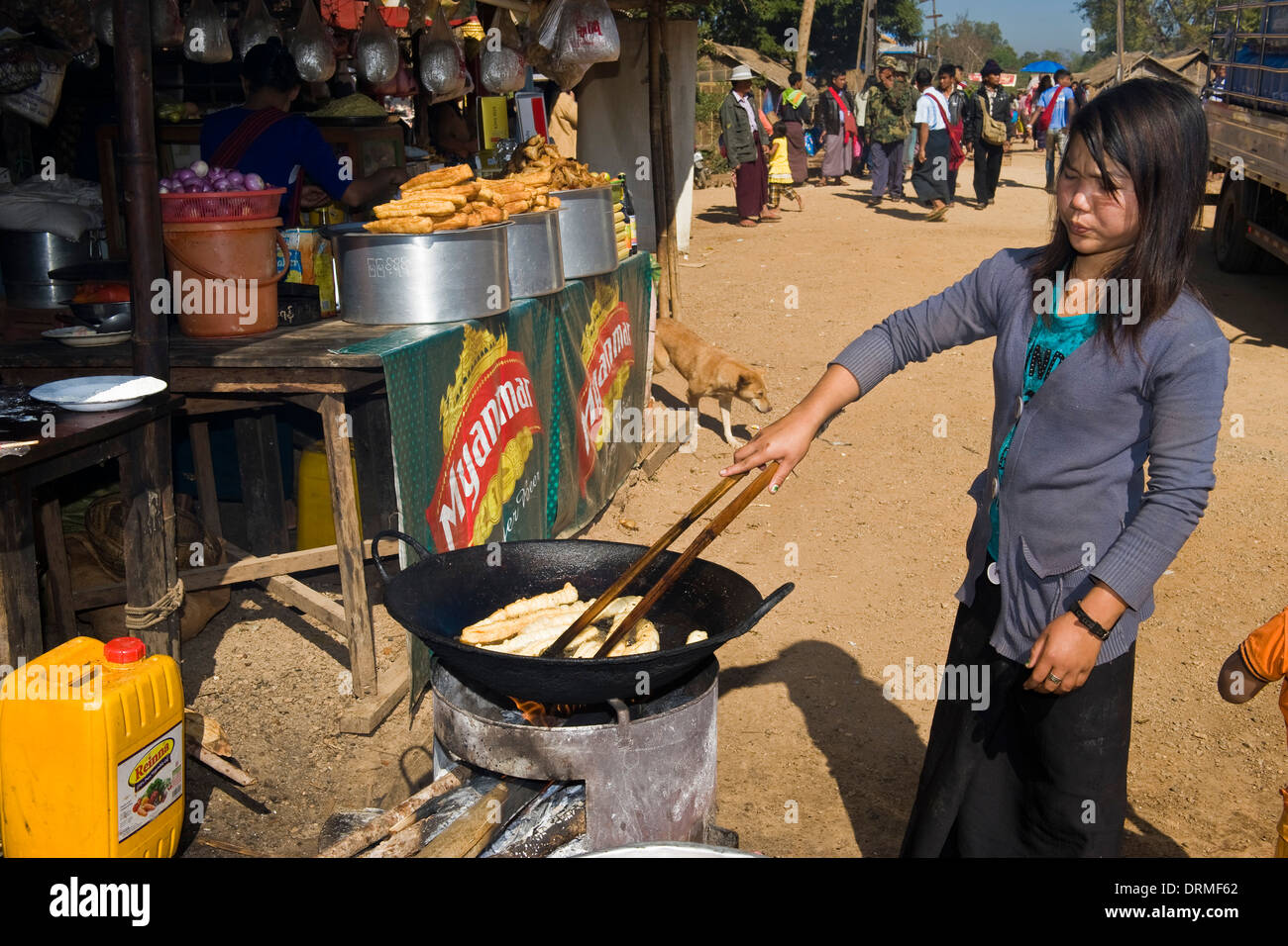 Myanmar, Inle lake, local market Stock Photo - Alamy