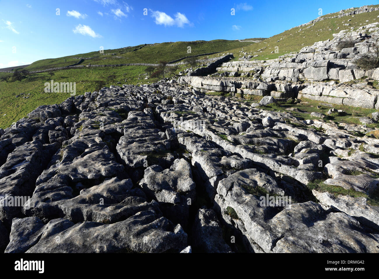 Autumn colours over Malhamdale, Yorkshire Dales National Park, England ...