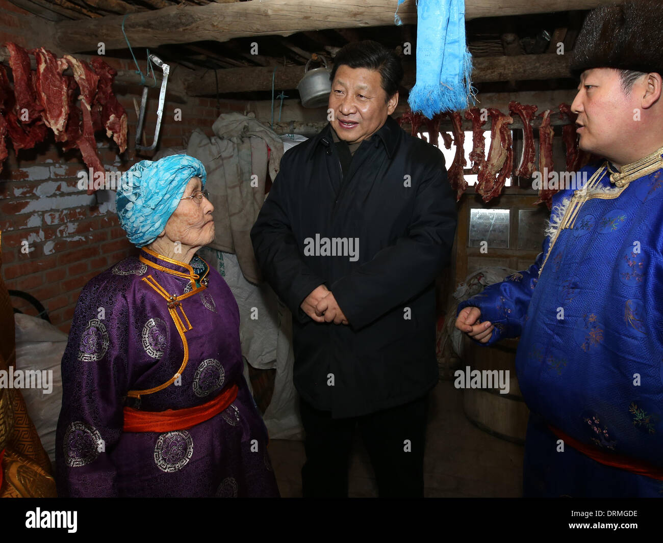 Chinese extended family hi-res stock photography and images - Alamy