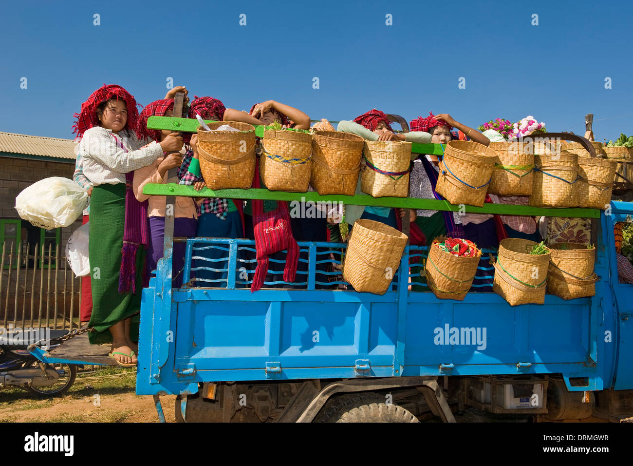 Myanmar, Inle lake, Pa O women tribe Stock Photo - Alamy