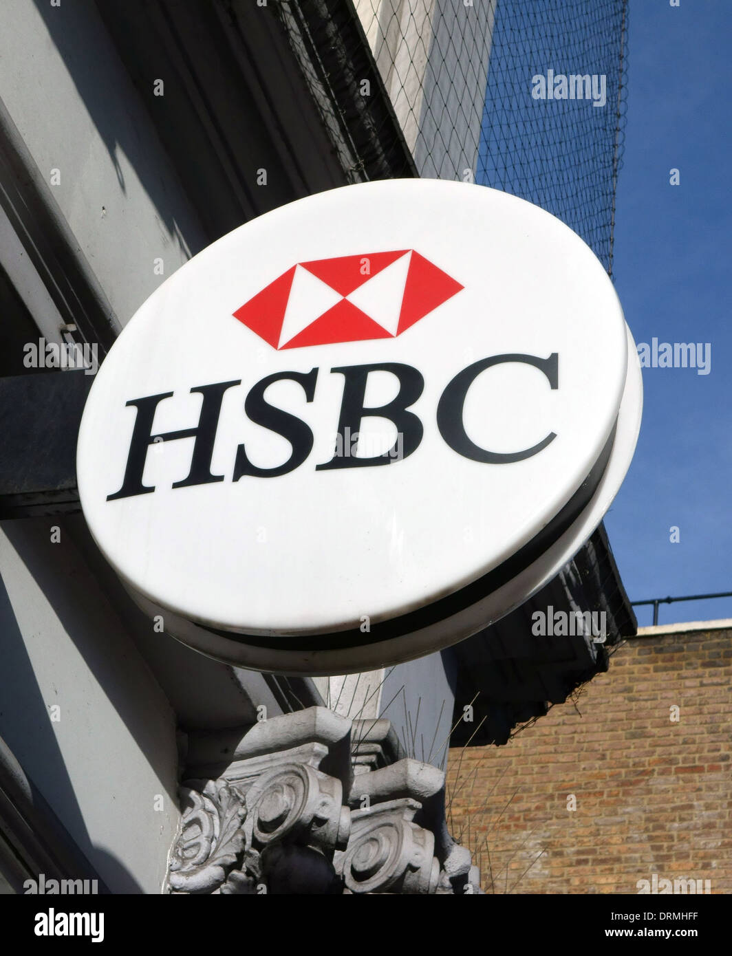 Hsbc uk sign on hi-res stock photography and images - Alamy
