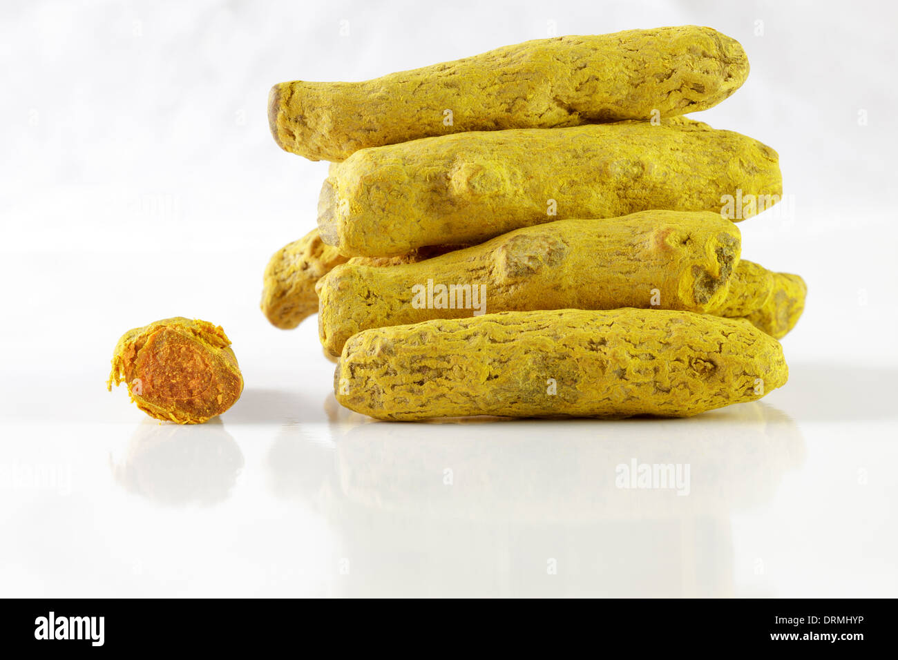 Turmeric root hi-res stock photography and images - Alamy