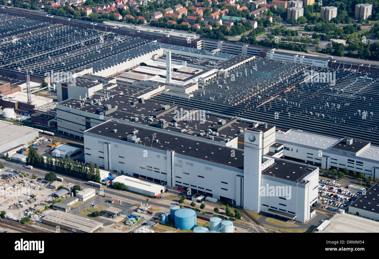 Aerial view volkswagen plant factory hi-res stock photography and ...