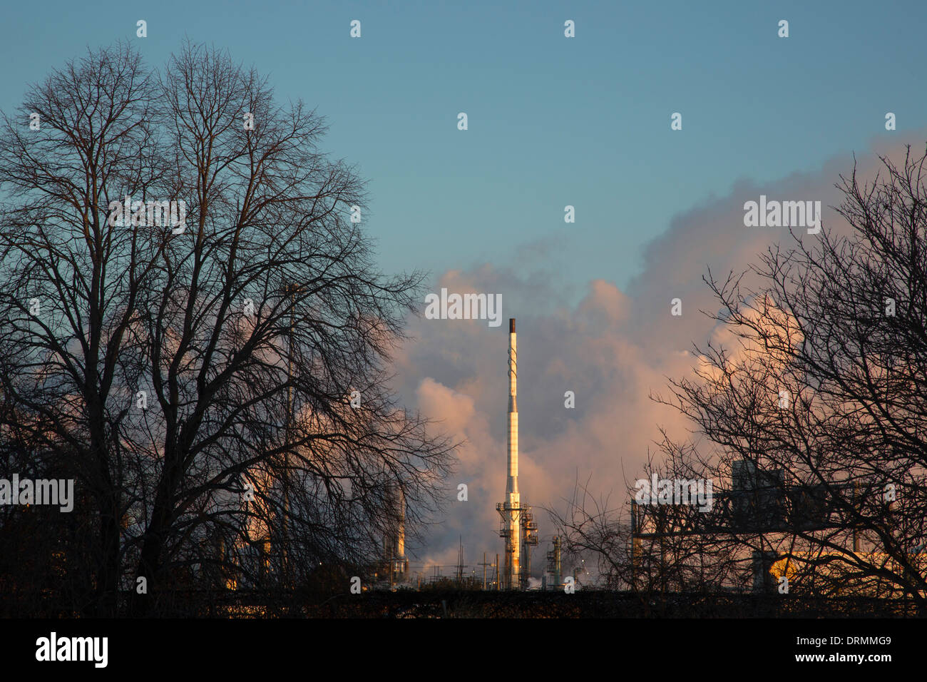 Detroit, Michigan - A stack at the Marathon Petroleum refinery ...