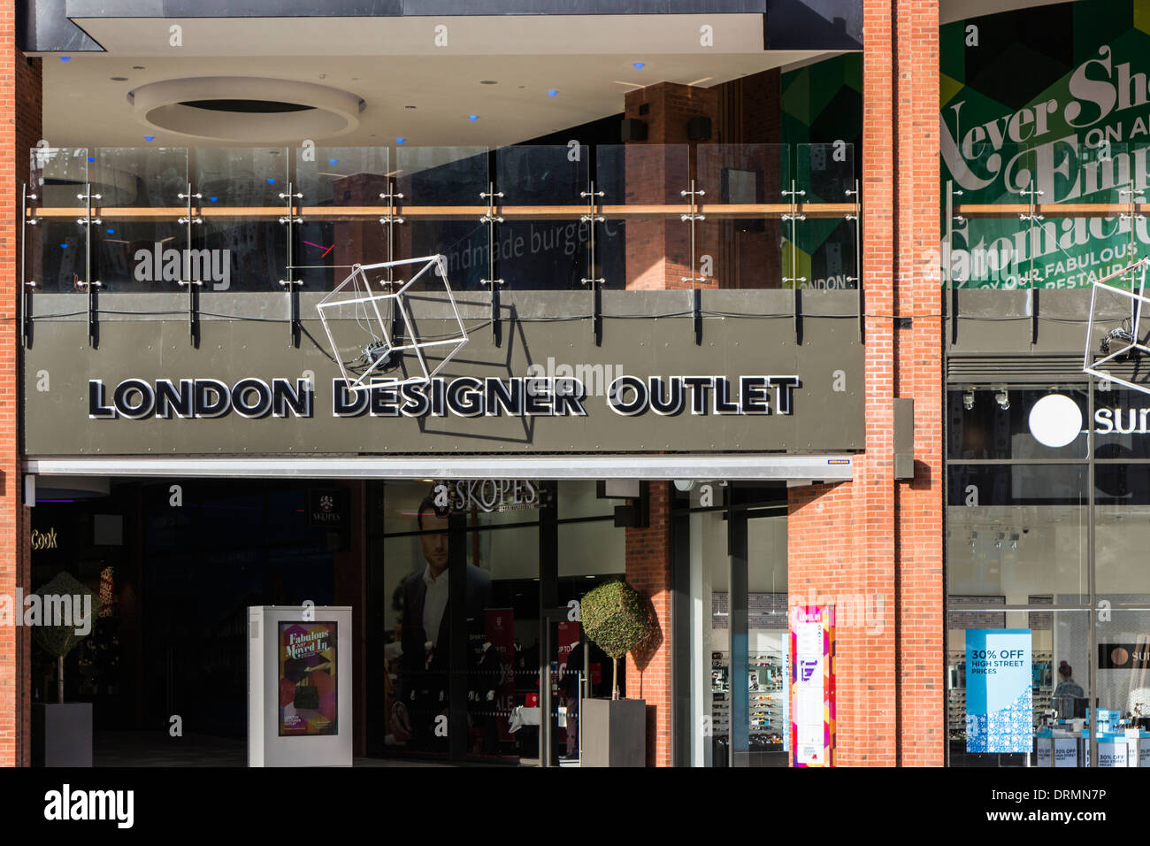Entrance to the London Designer Outlet Shopping Mall Stock Photo - Alamy