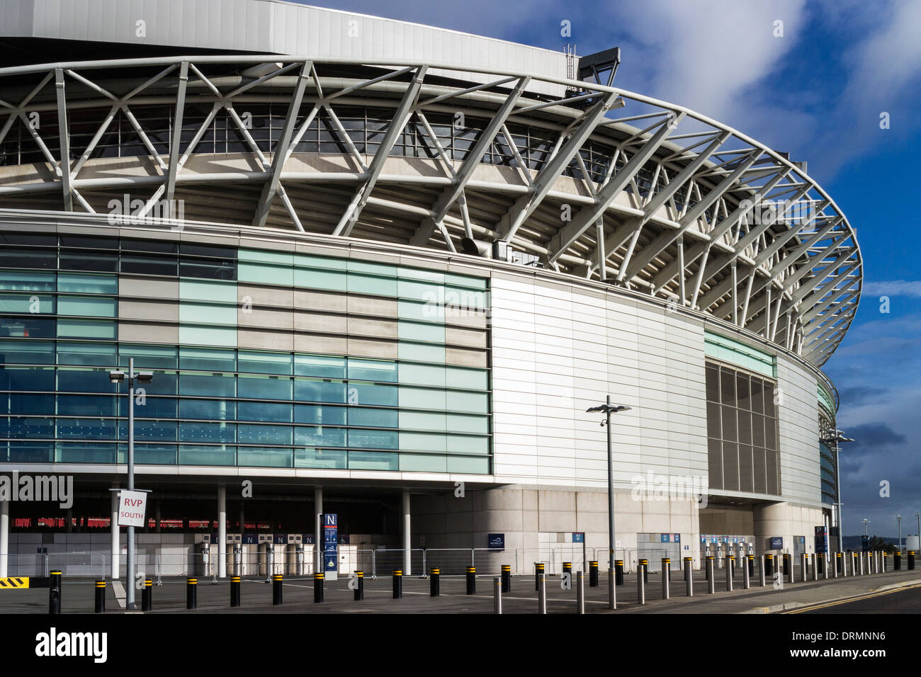 Wembley Stadium building structure Stock Photo - Alamy