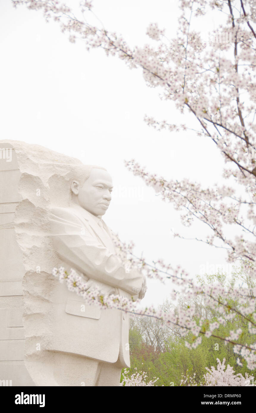 Mlk memorial from the tidal basin hi-res stock photography and images ...