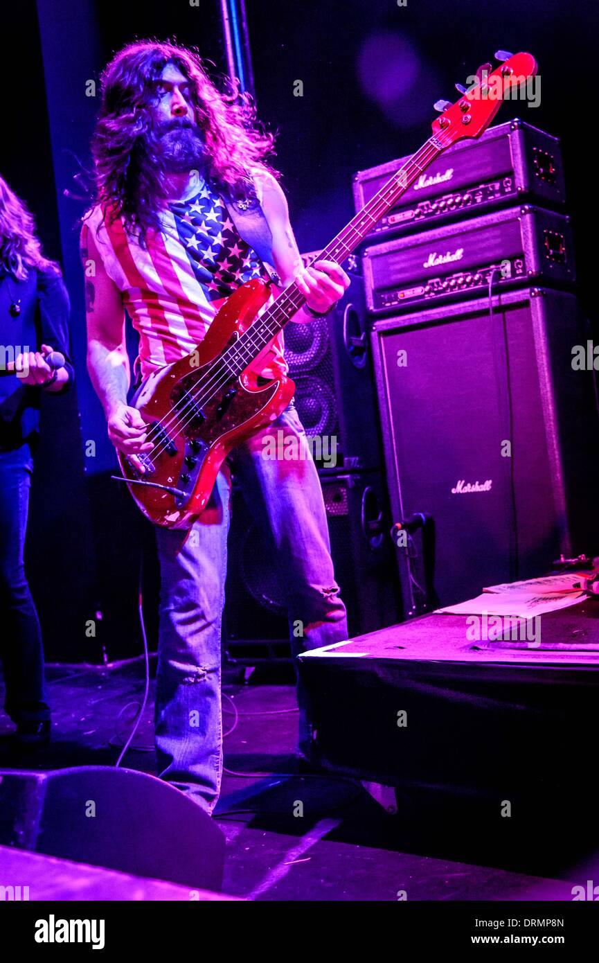 James lomenzo hi-res stock photography and images - Alamy