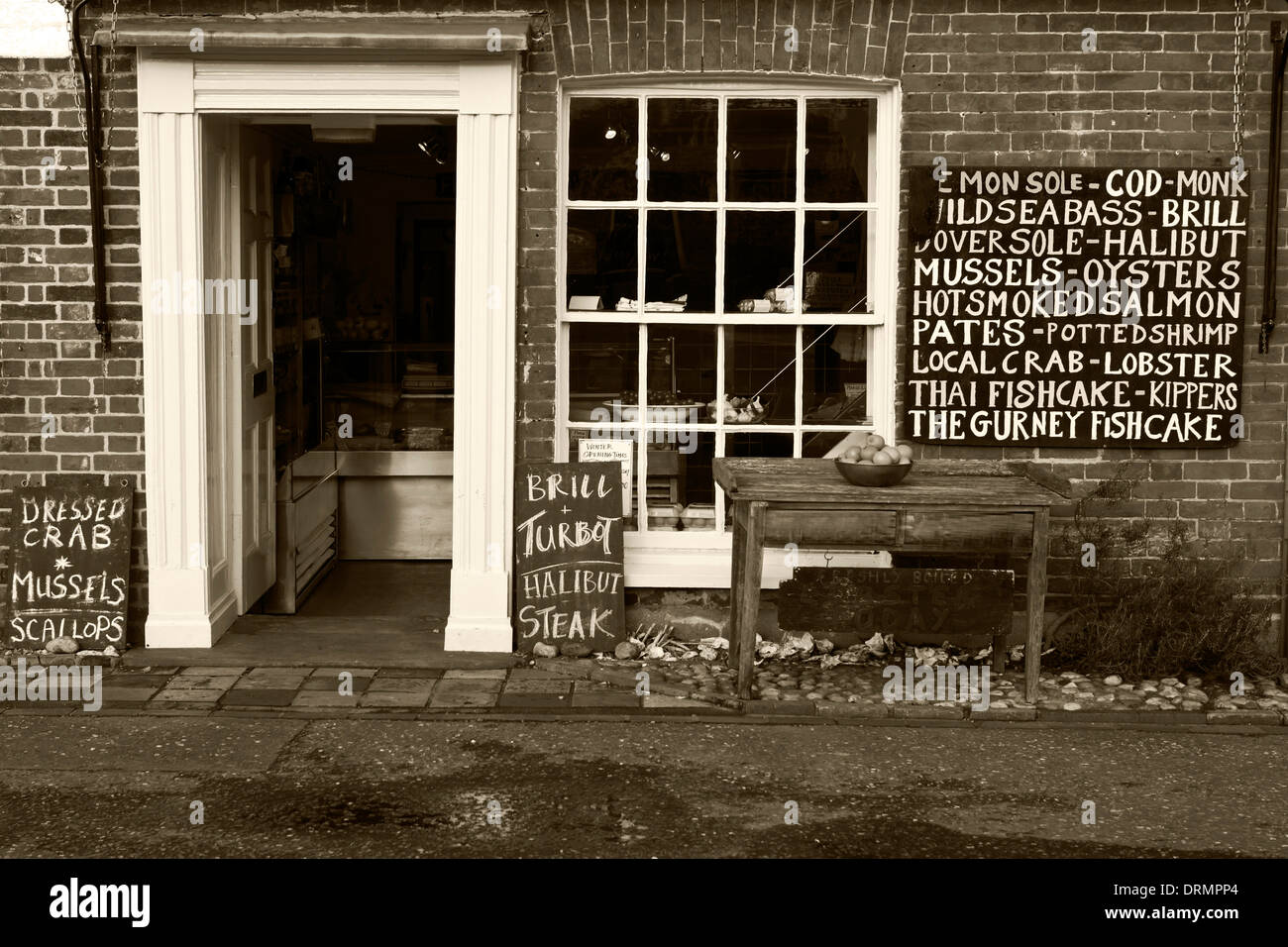 Old Style Fish Shop Stock Photo - Alamy
