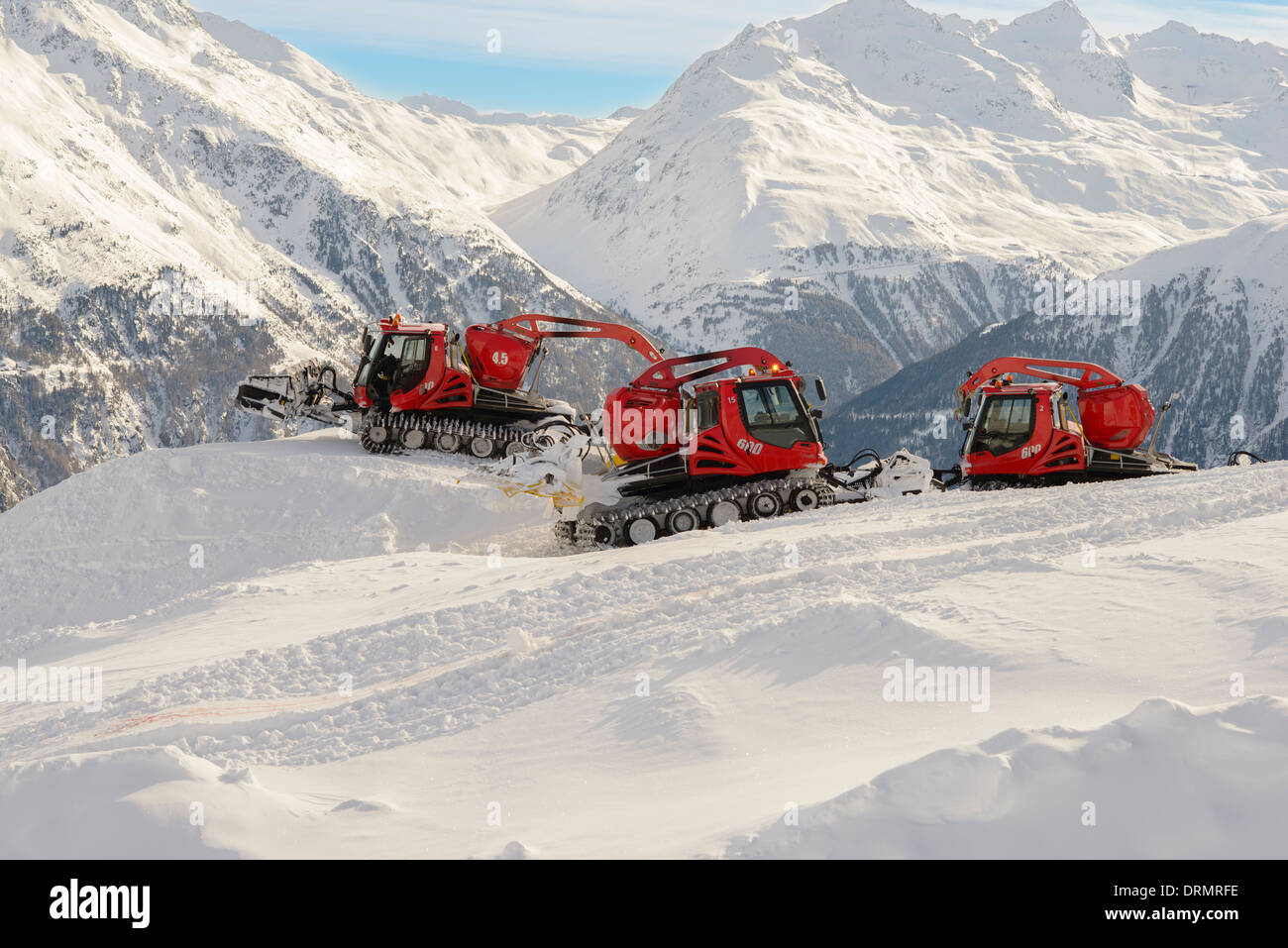 Slope vehicle hi-res stock photography and images - Alamy