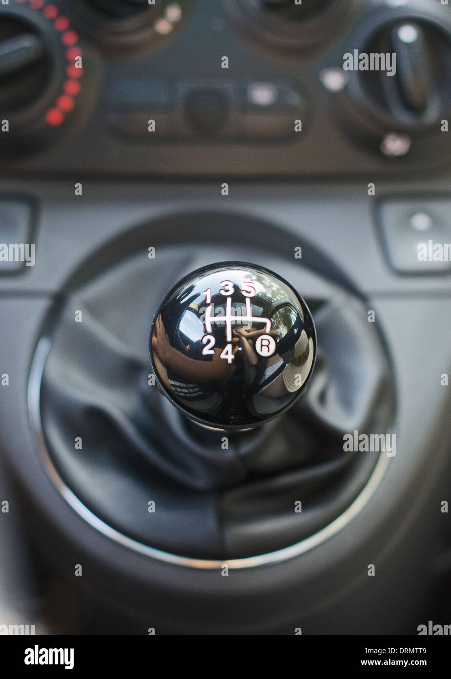 Five speed gearbox hi-res stock photography and images - Alamy