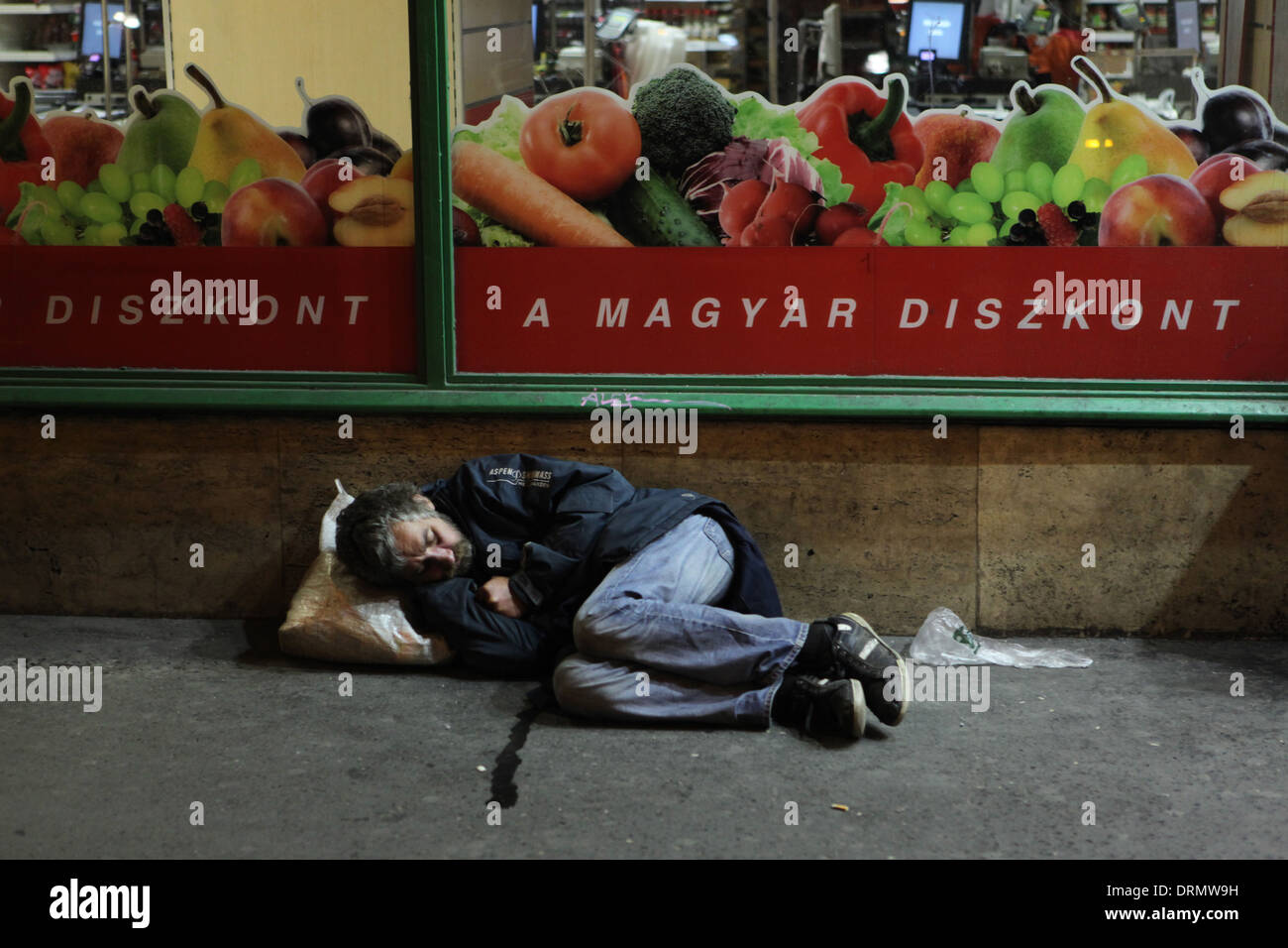 Homeless budapest hi-res stock photography and images - Alamy