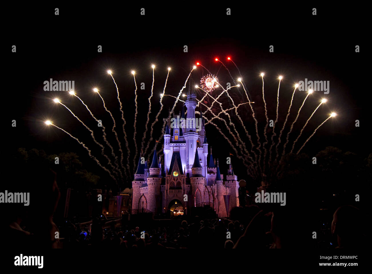 Disney cinderella castle fireworks hi-res stock photography and images ...