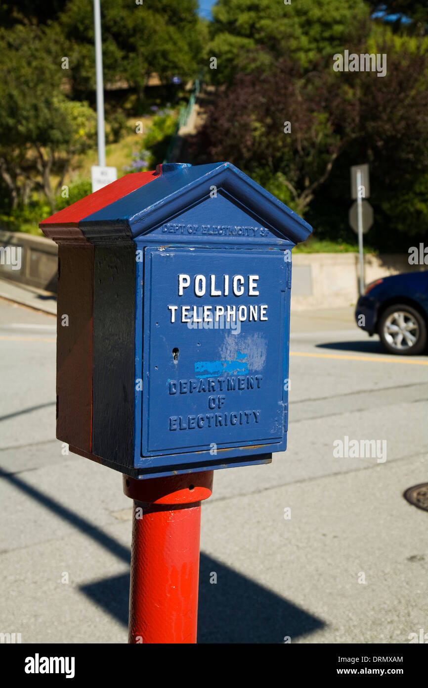 Police telephone hi-res stock photography and images - Alamy