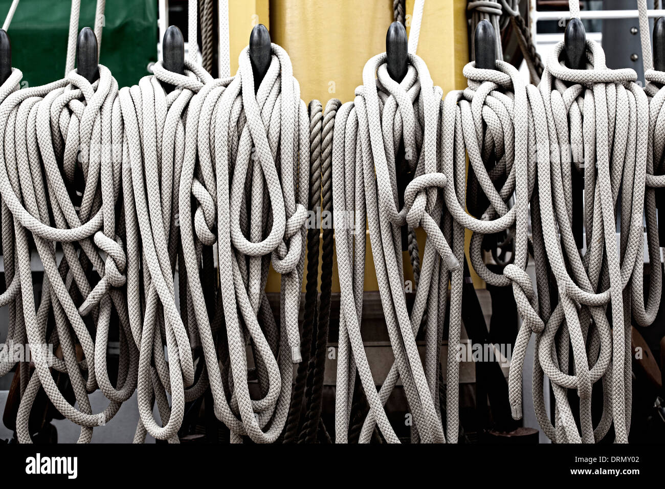 Mast and rigging of a sailing vessel Stock Photo - Alamy