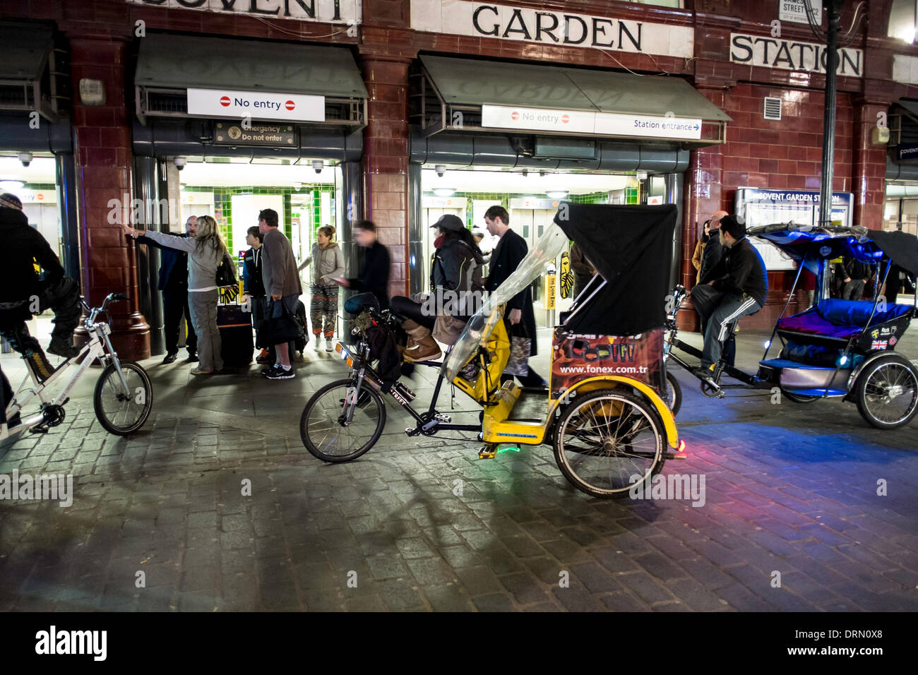 London Rickshaw High Resolution Stock Photography and Images - Alamy