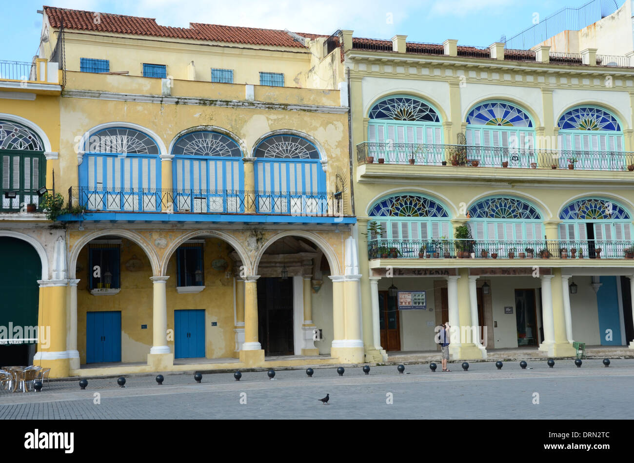 Havana cuba stained glass windows hi-res stock photography and images ...