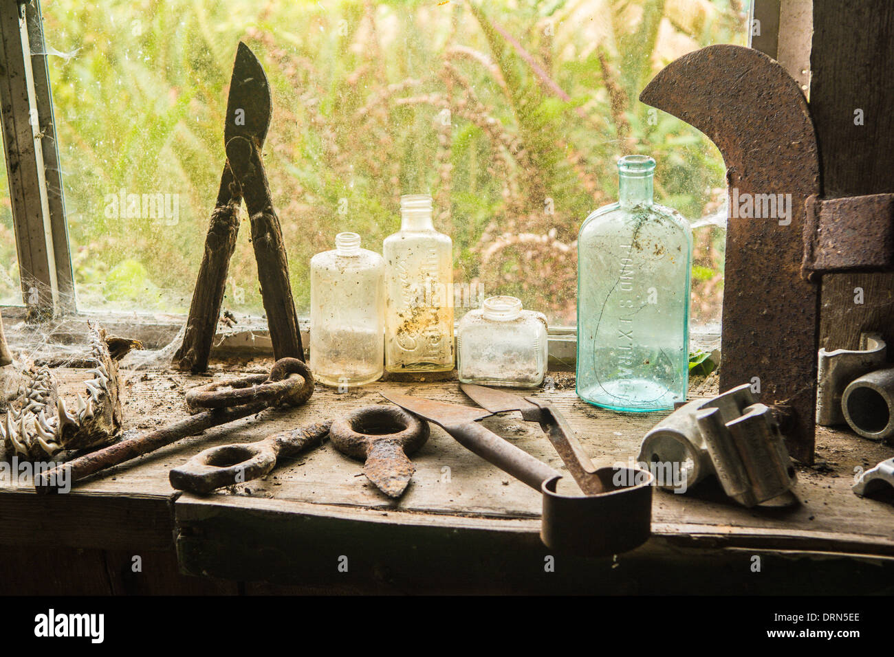 Inside old shed hi-res stock photography and images - Alamy