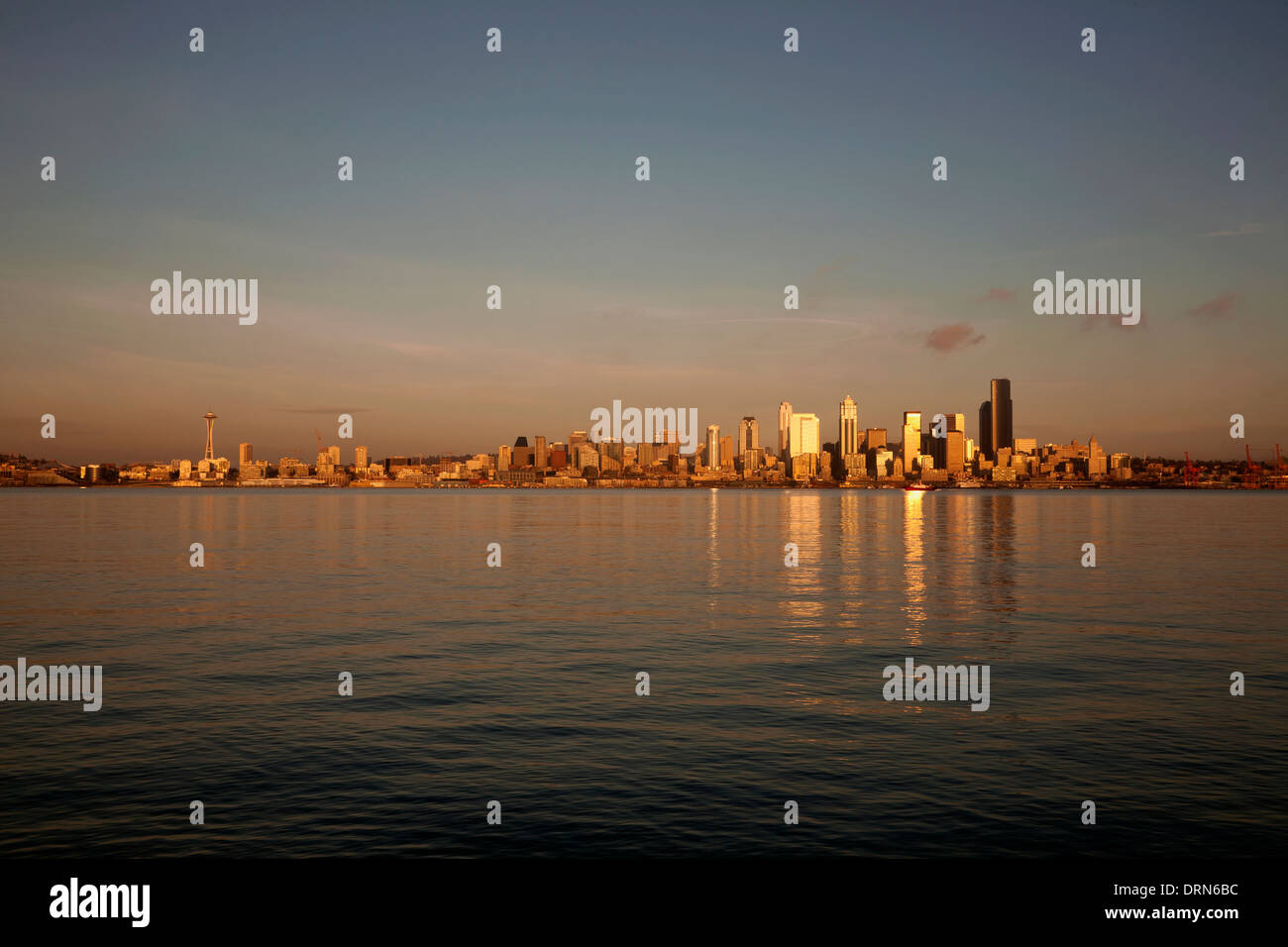 Seattle city skyline hi-res stock photography and images - Alamy
