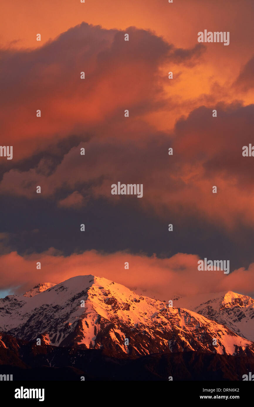 Alpenglow sunrise hi-res stock photography and images - Alamy