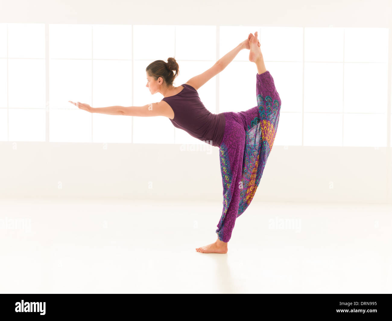 Difficult posture position hi-res stock photography and images - Alamy