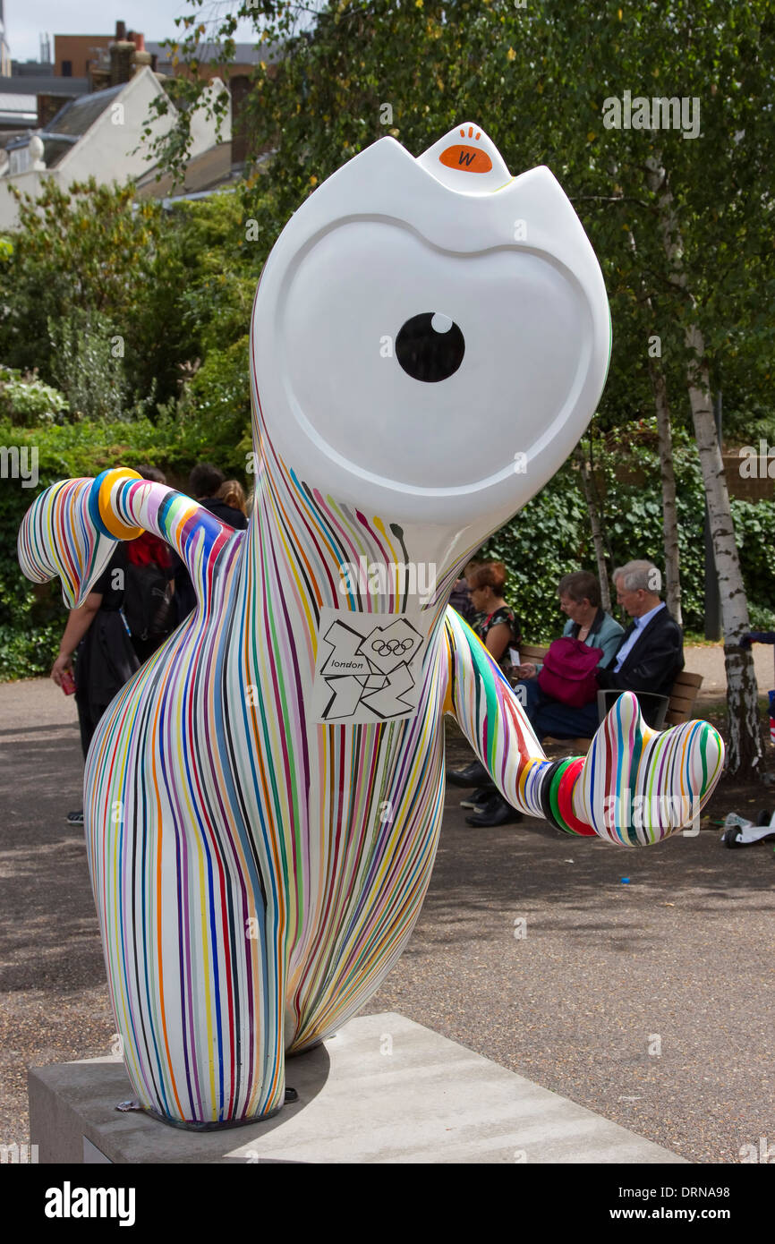 Arty Wenlock, which was located at the Millennium Bridge, London ...