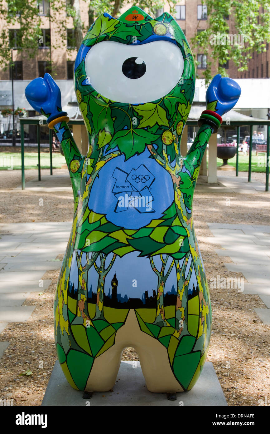 Plane Trees Wenlock, which was located at 44 Berkeley Square, London ...