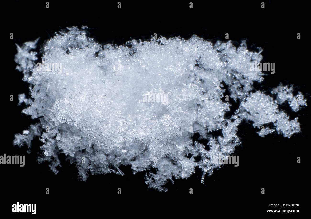 Snowflakes up close hi-res stock photography and images - Alamy