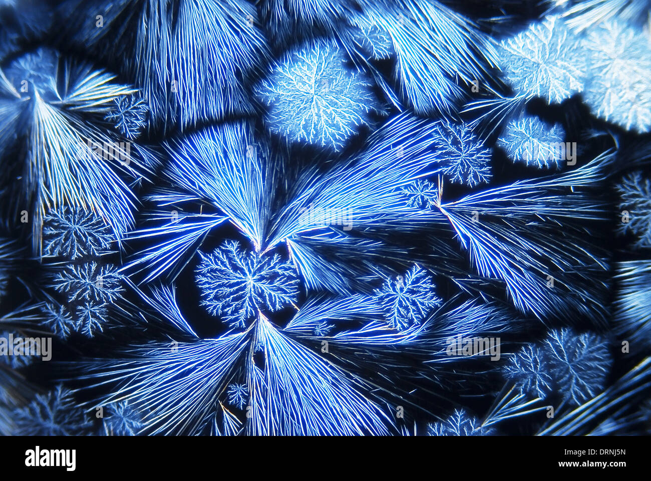 Minerals and their crystalline forms hi-res stock photography and ...