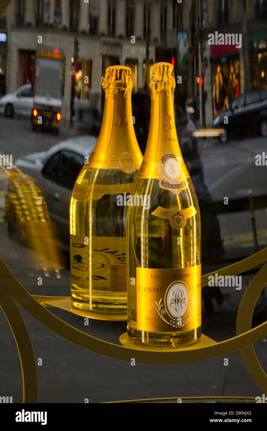 Cristal champagne hi-res stock photography and images - Alamy