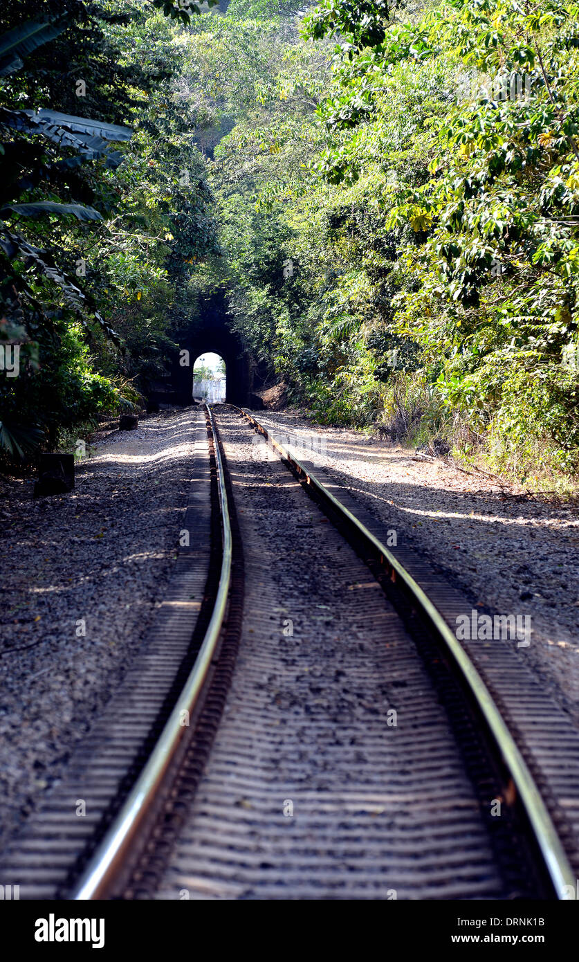 Panama canal railway hi-res stock photography and images - Alamy