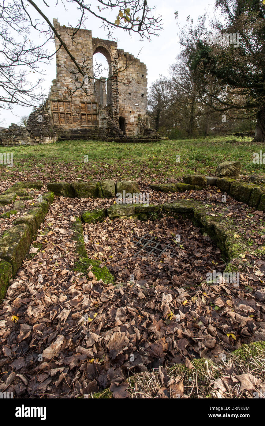 Old mulgrave castle hi-res stock photography and images - Alamy