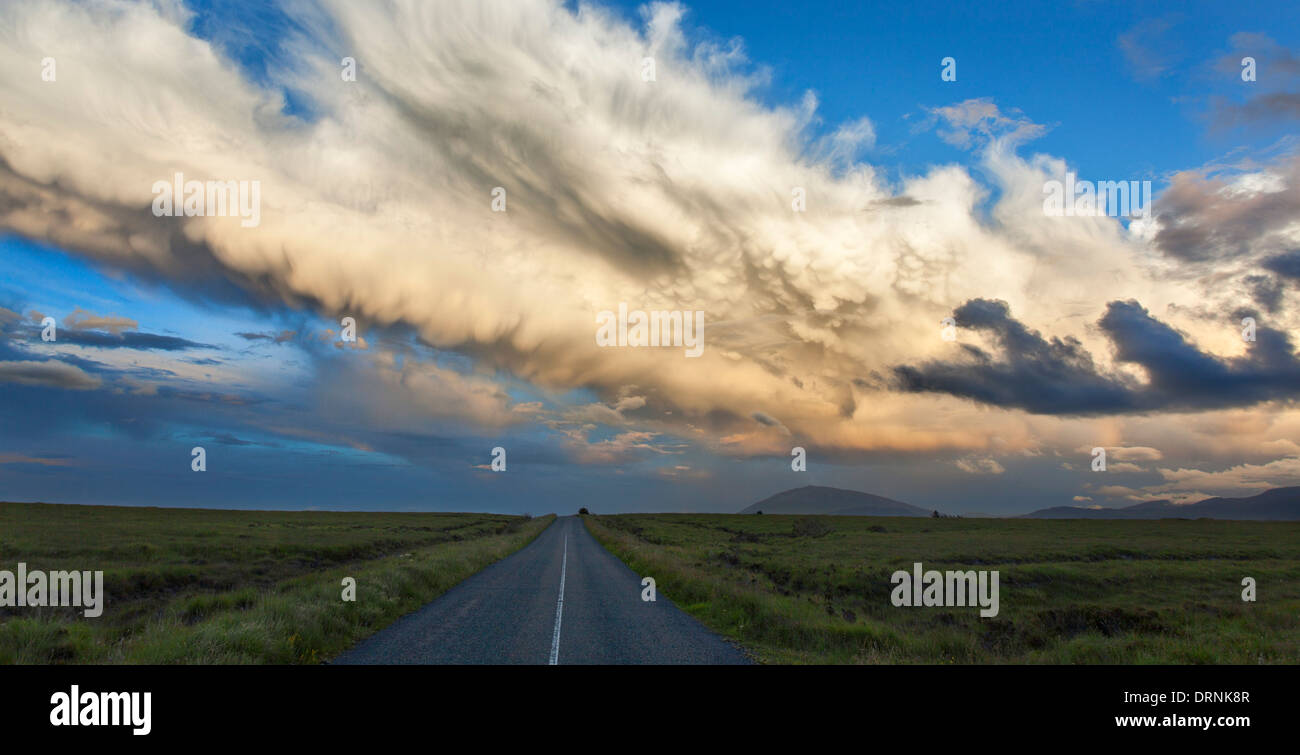 Car country road hill road hi-res stock photography and images - Alamy