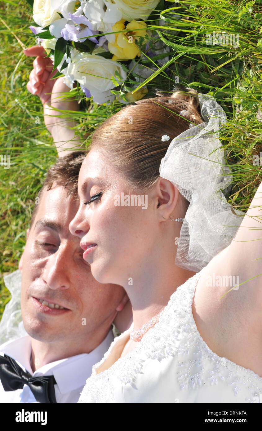 Wedding album - bride and groom Stock Photo - Alamy