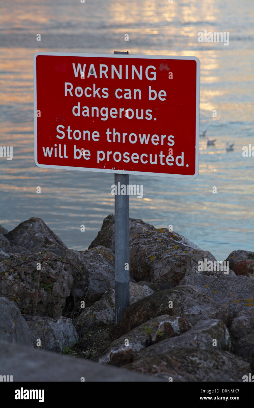 Throwers hi-res stock photography and images - Alamy