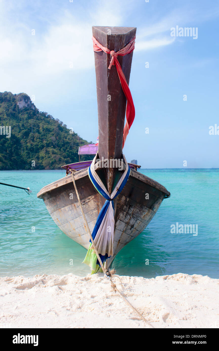 Travel background. Traditional long tail boats Stock Photo - Alamy
