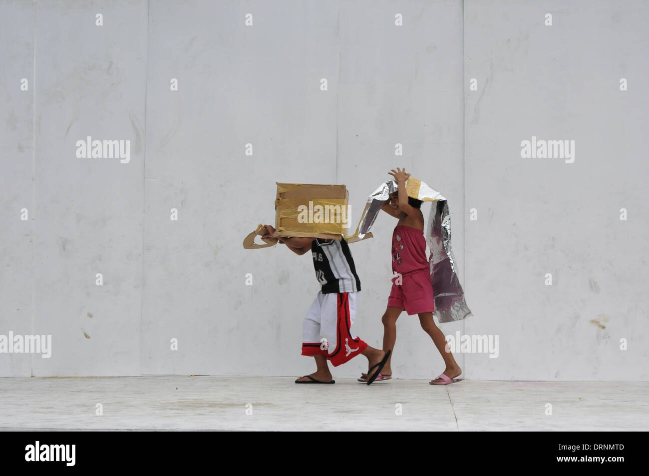 Filipino children dance hi-res stock photography and images - Alamy