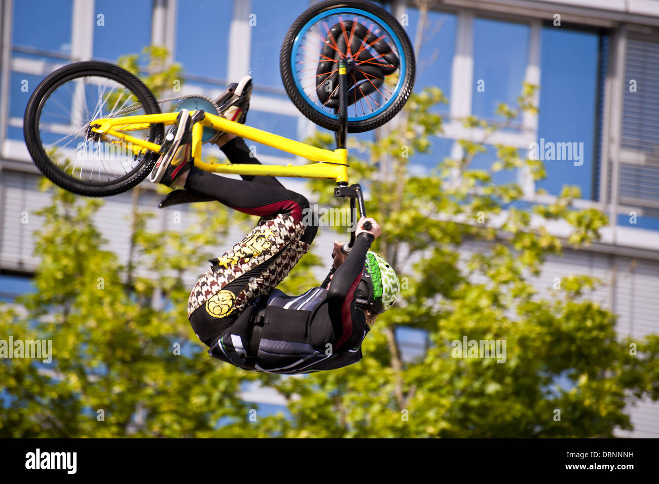 Sport show jumping water jump action hi-res stock photography and ...