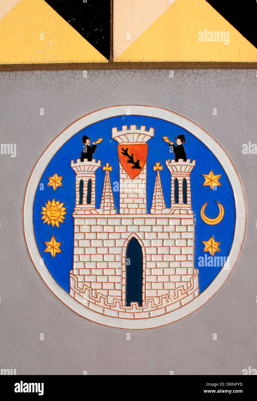 Warwick arms hi-res stock photography and images - Alamy