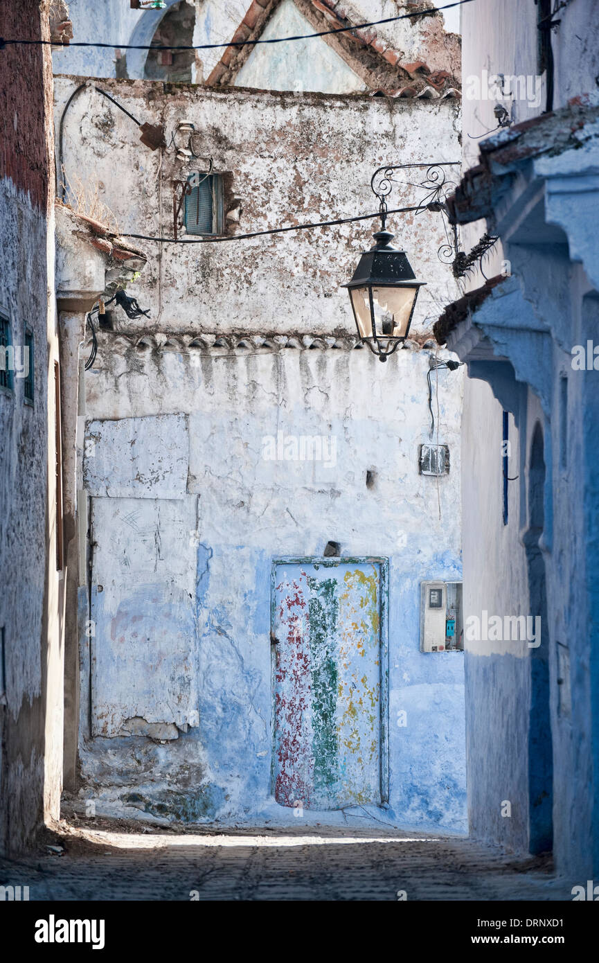 The beautiful alleys of Chefchaouen in Marocco Stock Photo - Alamy
