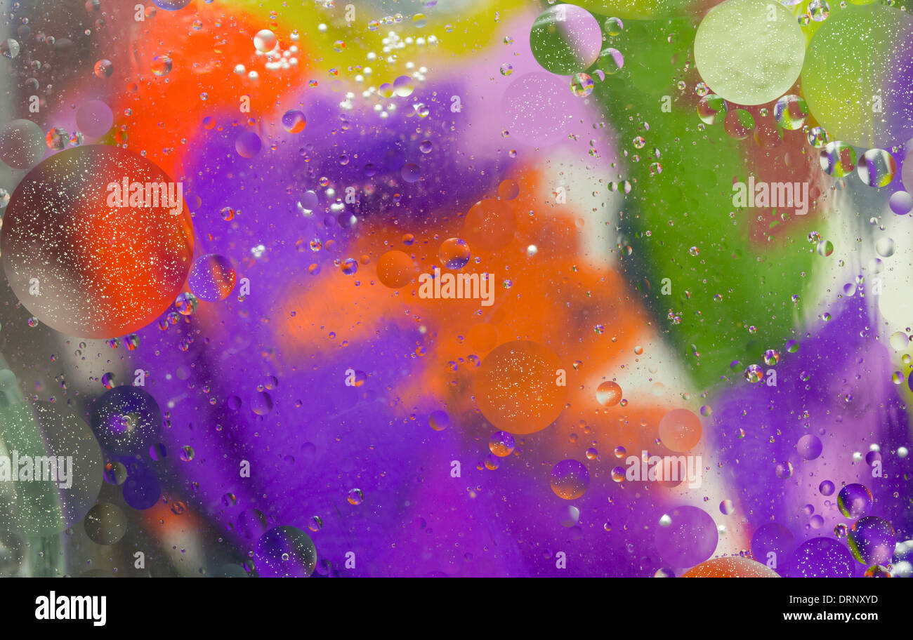 Colorful abstract oil on water hi-res stock photography and images - Alamy